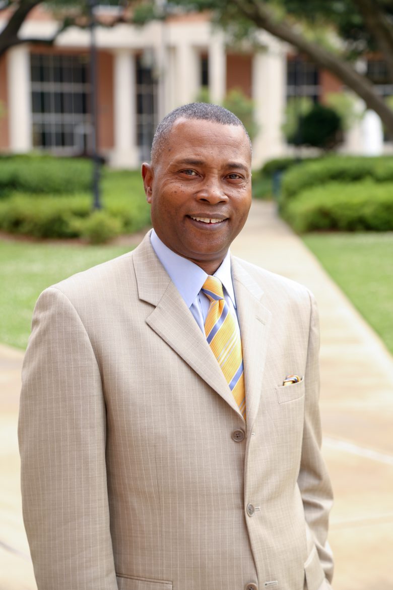 Dr. Ricardo Brown called ‘Health Crusader’ in higher education magazine - JSU Newsroom