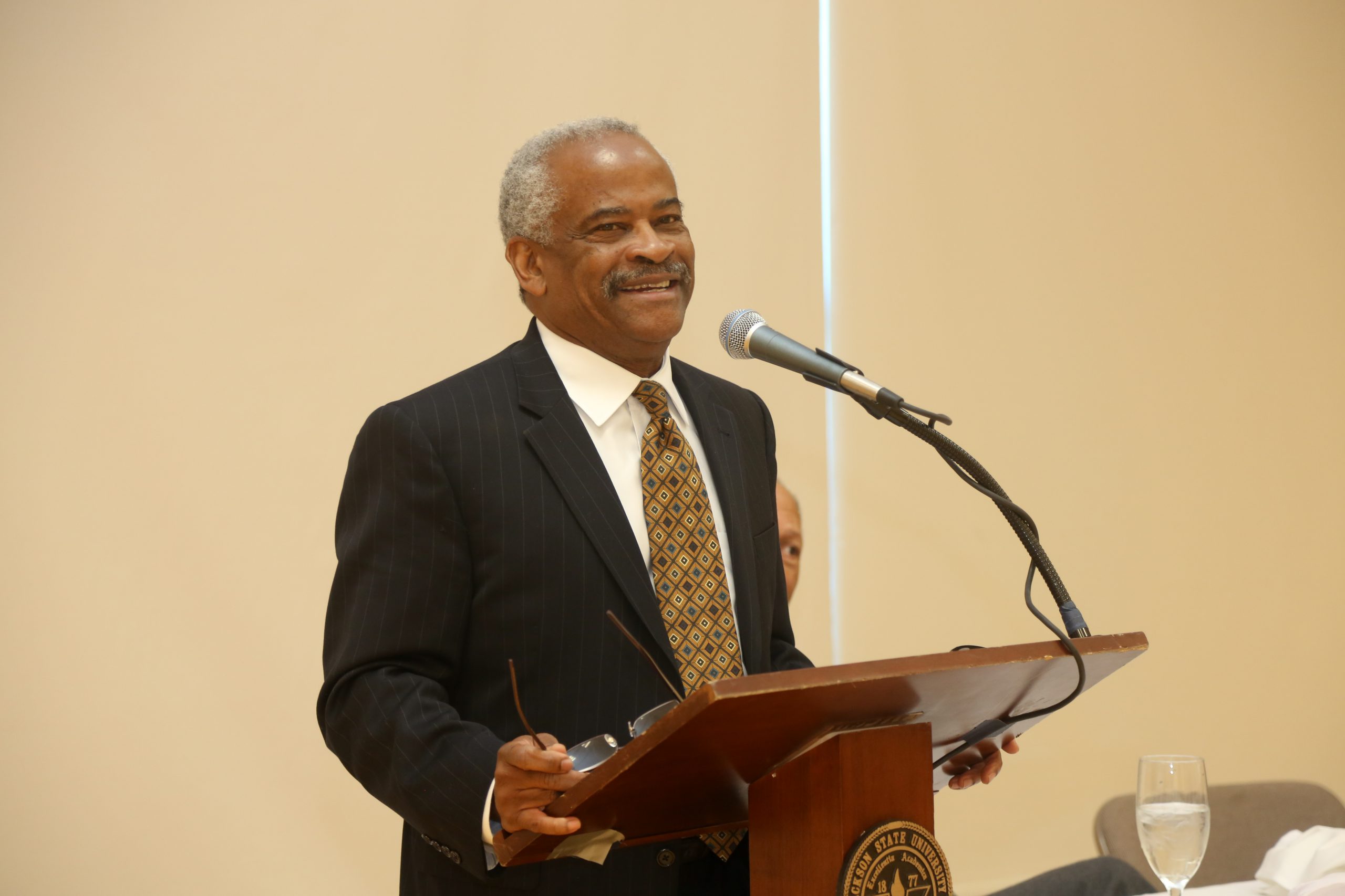 Diverse magazine co-founder Frank Matthews gives lecture to JSU faculty ...