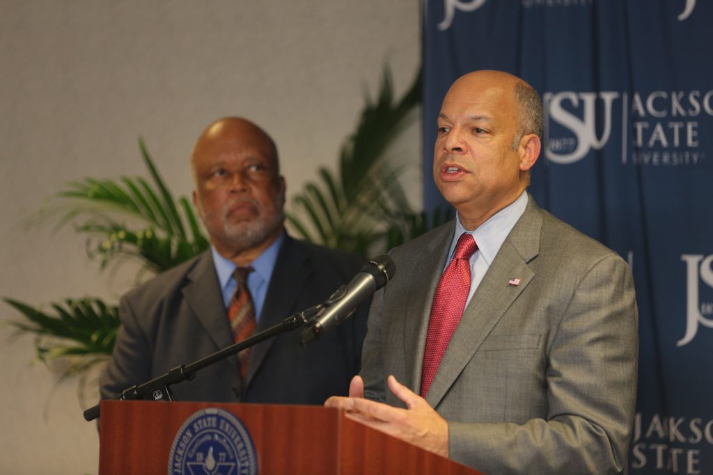 US Homeland Security Secretary Johnson and Congressman Thompson make ...